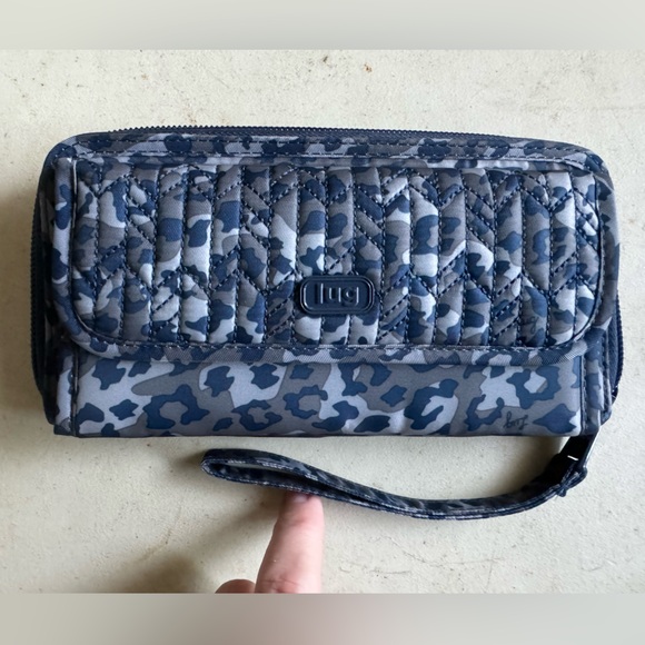 lug | Bags | Lug Convertible Wallet With Strap | Poshmark